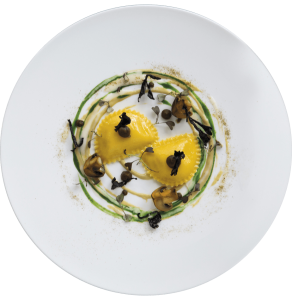 Fiocchetti with Gorgonzola cheese in butter and thyme with pear ...